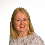 Nichola Robertson | About me | Deakin University